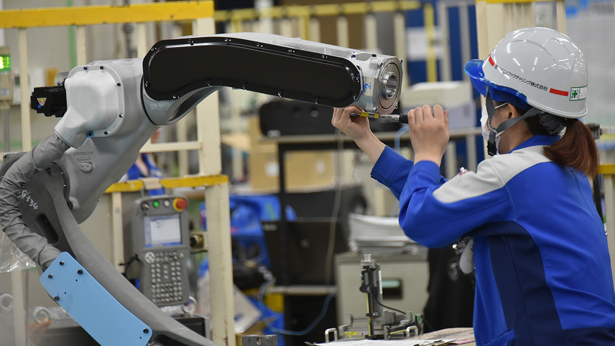 Rise Of The Robots: Government Scheme Launches To Combat Automation Job ...